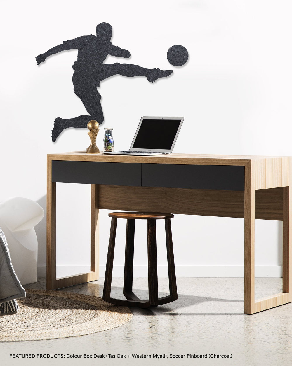 Pinboards | Soccer Player Pinboard | Frameless Felt Design